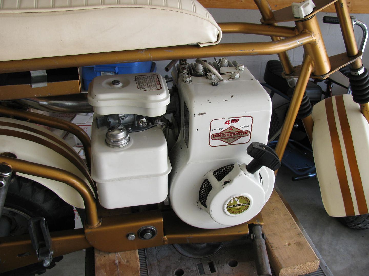 (Another) Tecumseh white engine paint option | OldMiniBikes.com